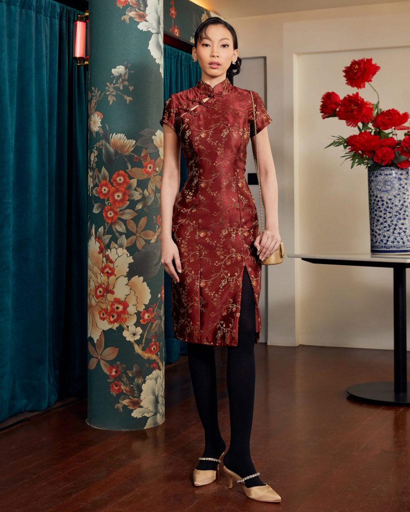 CLASSIC SHORT QIPAO 2023 – PETCHPLOY BRAND