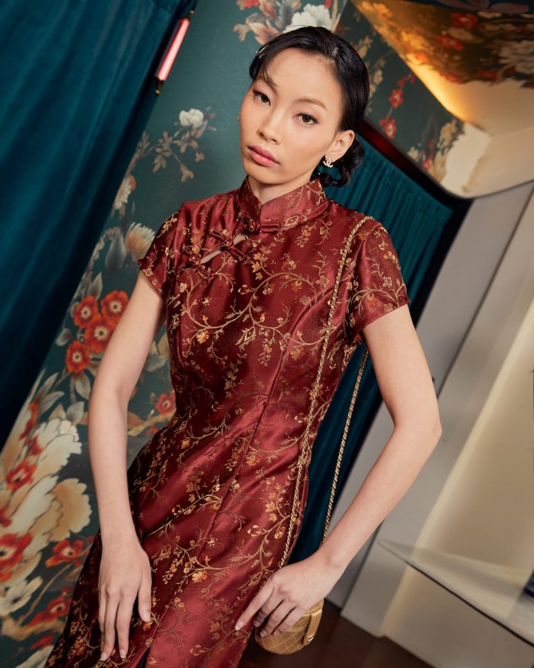 CLASSIC SHORT QIPAO 2023 – PETCHPLOY BRAND