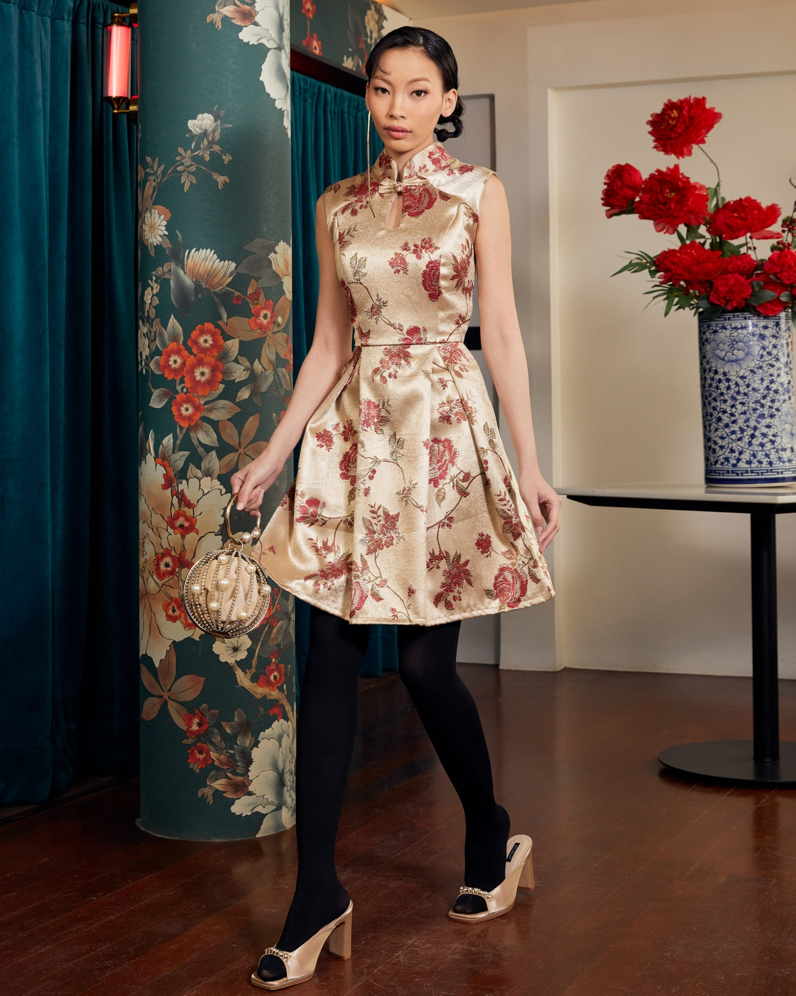 YANG WEI – PETCHPLOY BRAND